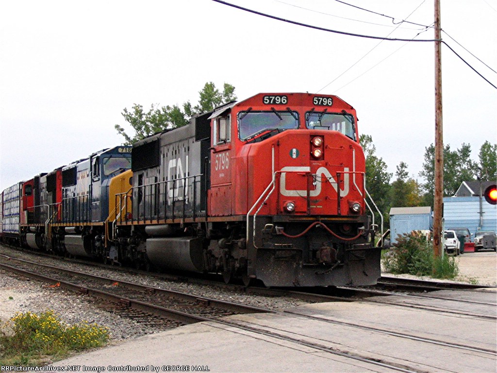 CN 5796 AT FOND DU LAC WI.